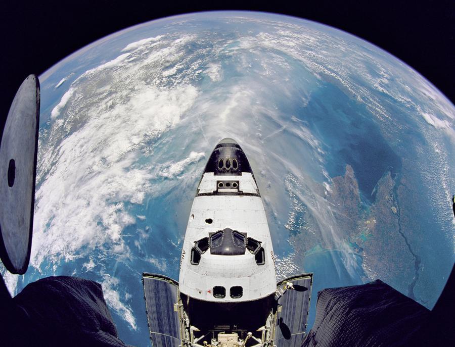 FLYING HIGH: THE FIRST AFRICAN AMERICAN FEMALE IN SPACE – Corner Of ...